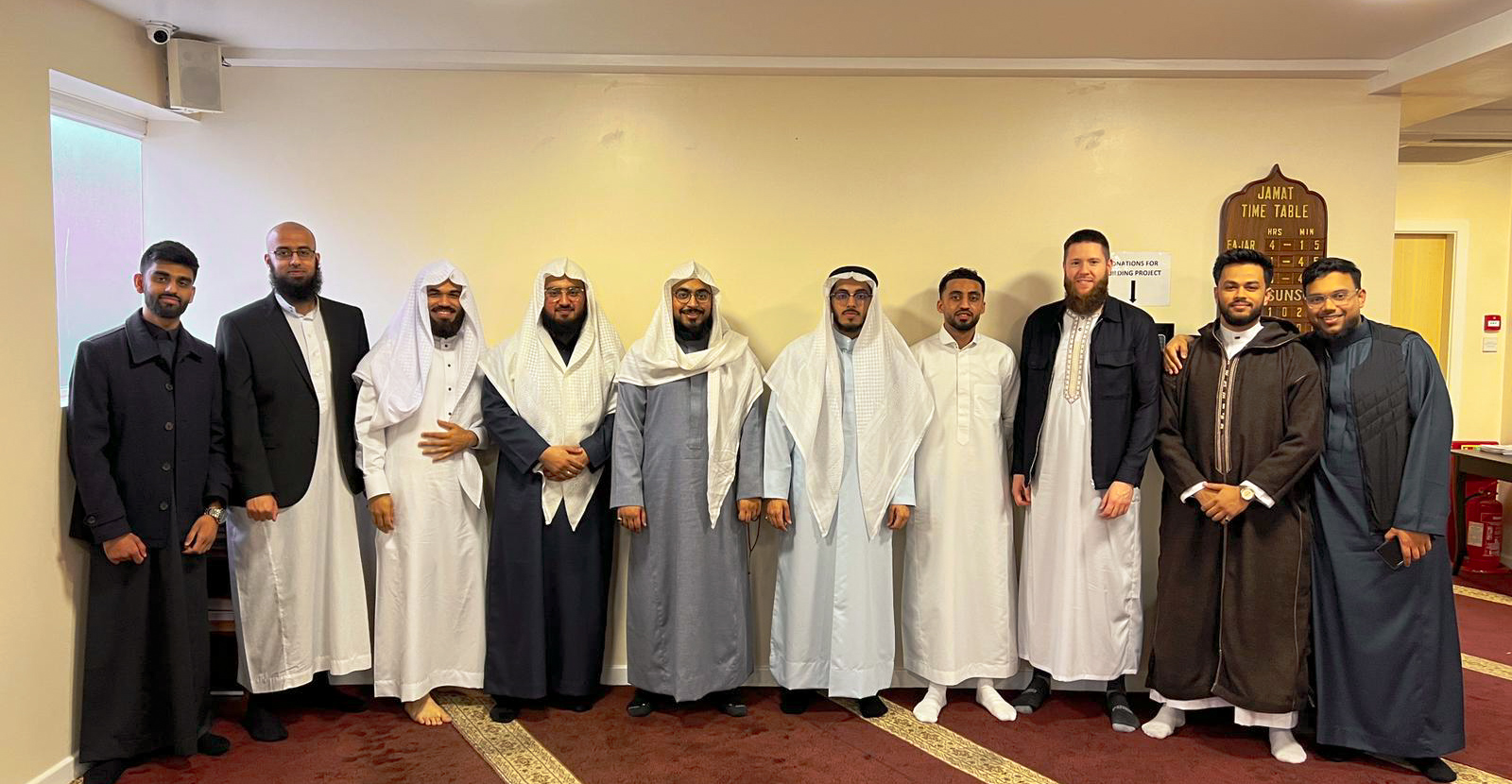 SERVICES AT Makki Masjid